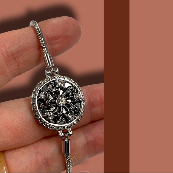 jmarie concepts | Jewelry | Nwt Interchangeable Charm Bracelet | Poshmark